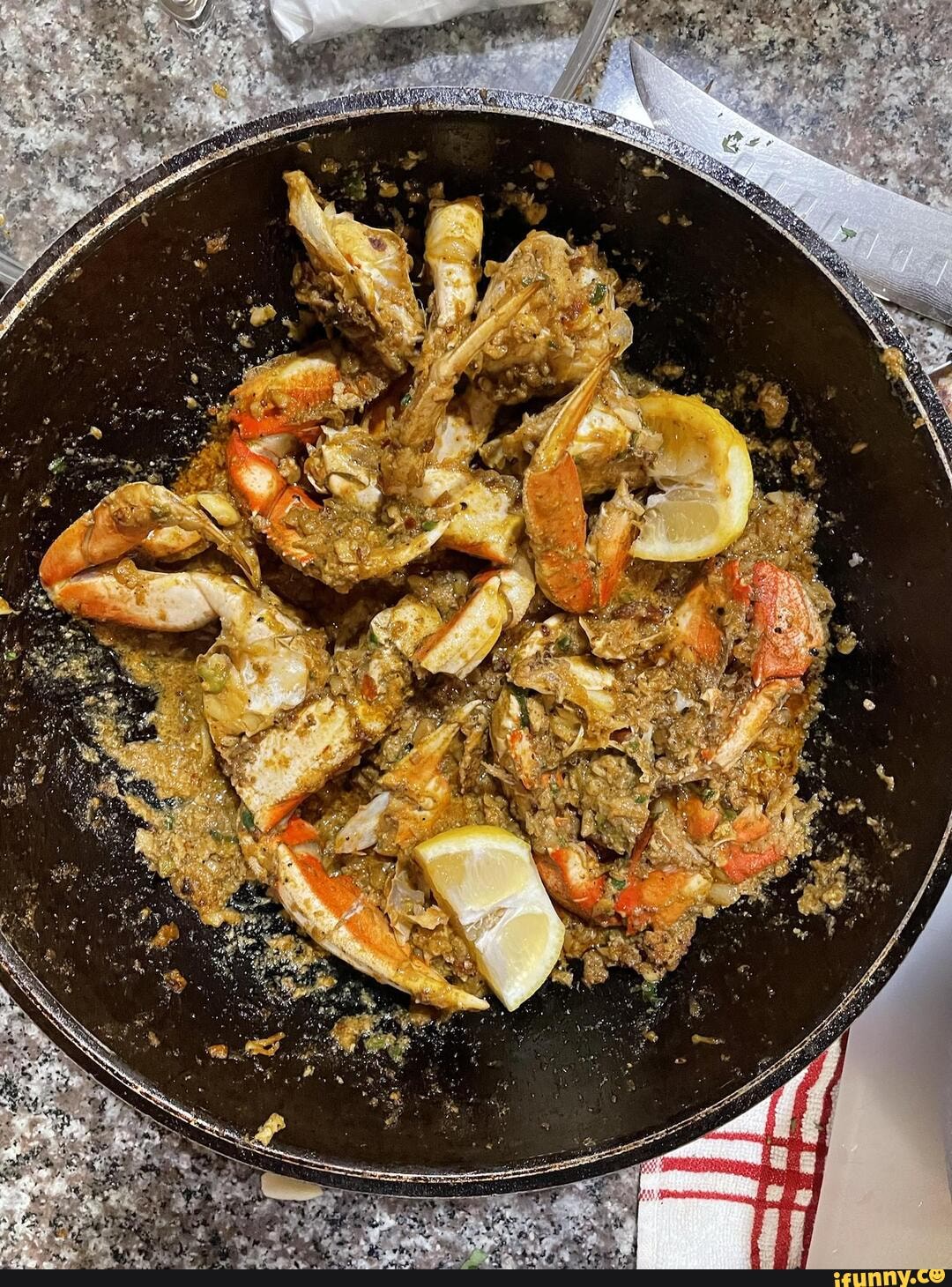 Garlic Butter Dungeness Crab - iFunny