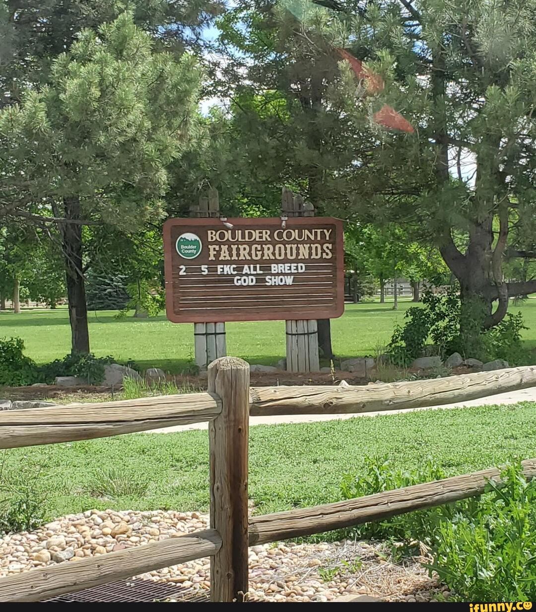 Fairgrounds memes. Best Collection of funny Fairgrounds pictures on iFunny