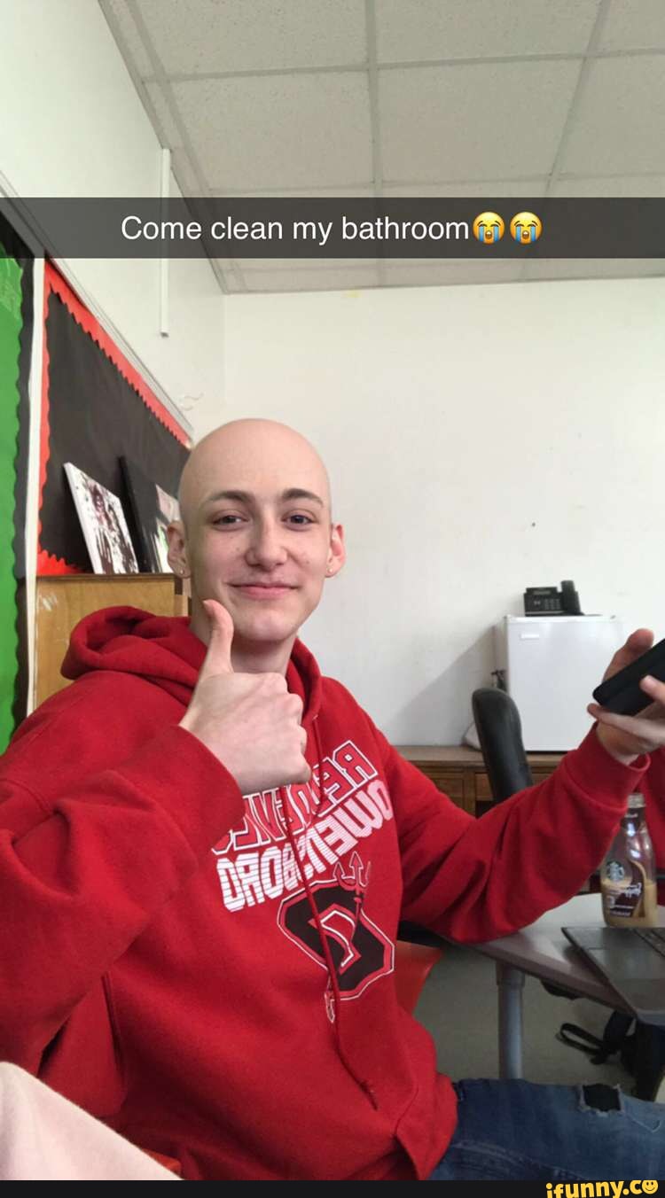 Btw thats a guy, bruh looking like female mr clean - Come clean my bathroom - iFunny