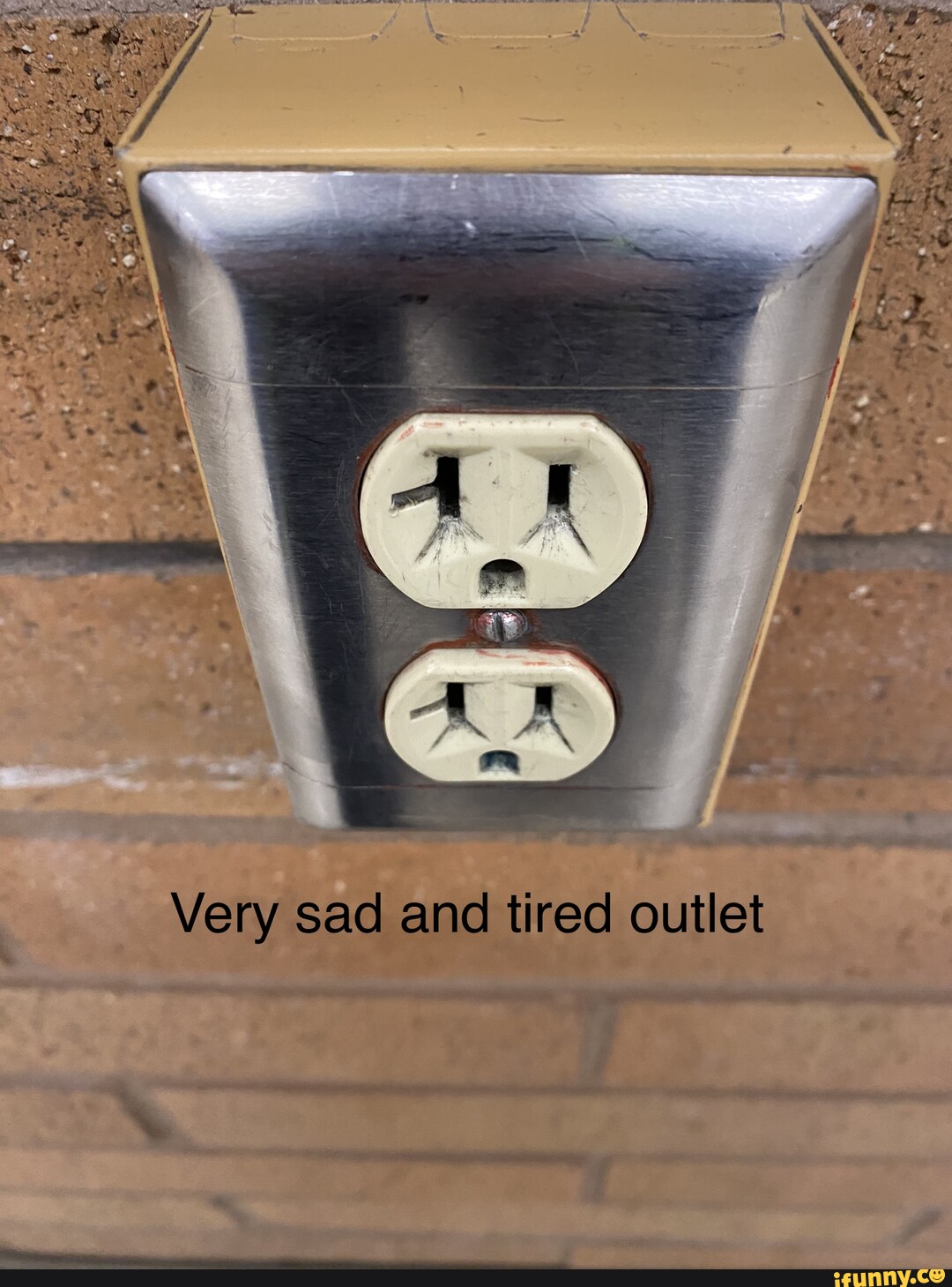 Outlet memes. Best Collection of funny Outlet pictures on iFunny