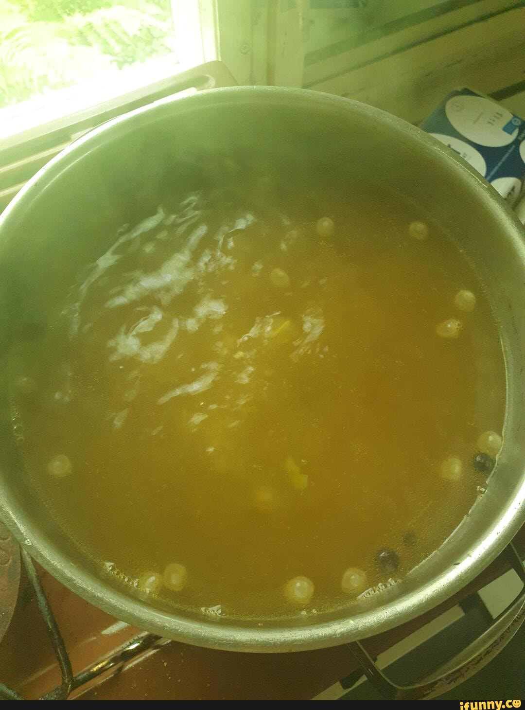 Looks disgusting - iFunny