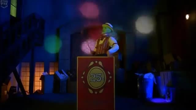 The Mask: A Tommy Gun! - )