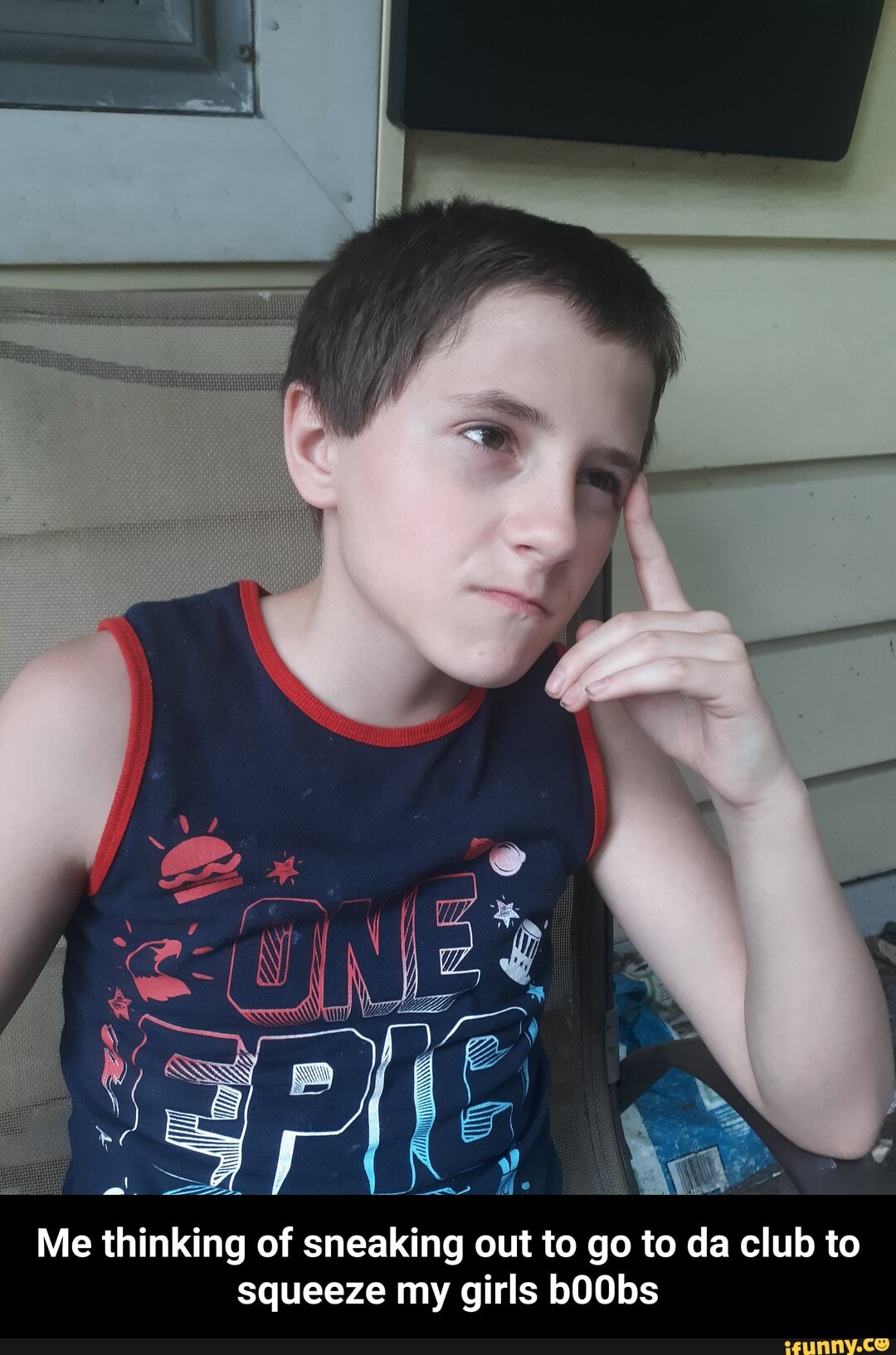 F i ea Me thinking of sneaking out to go to da club to squeeze my girls ...