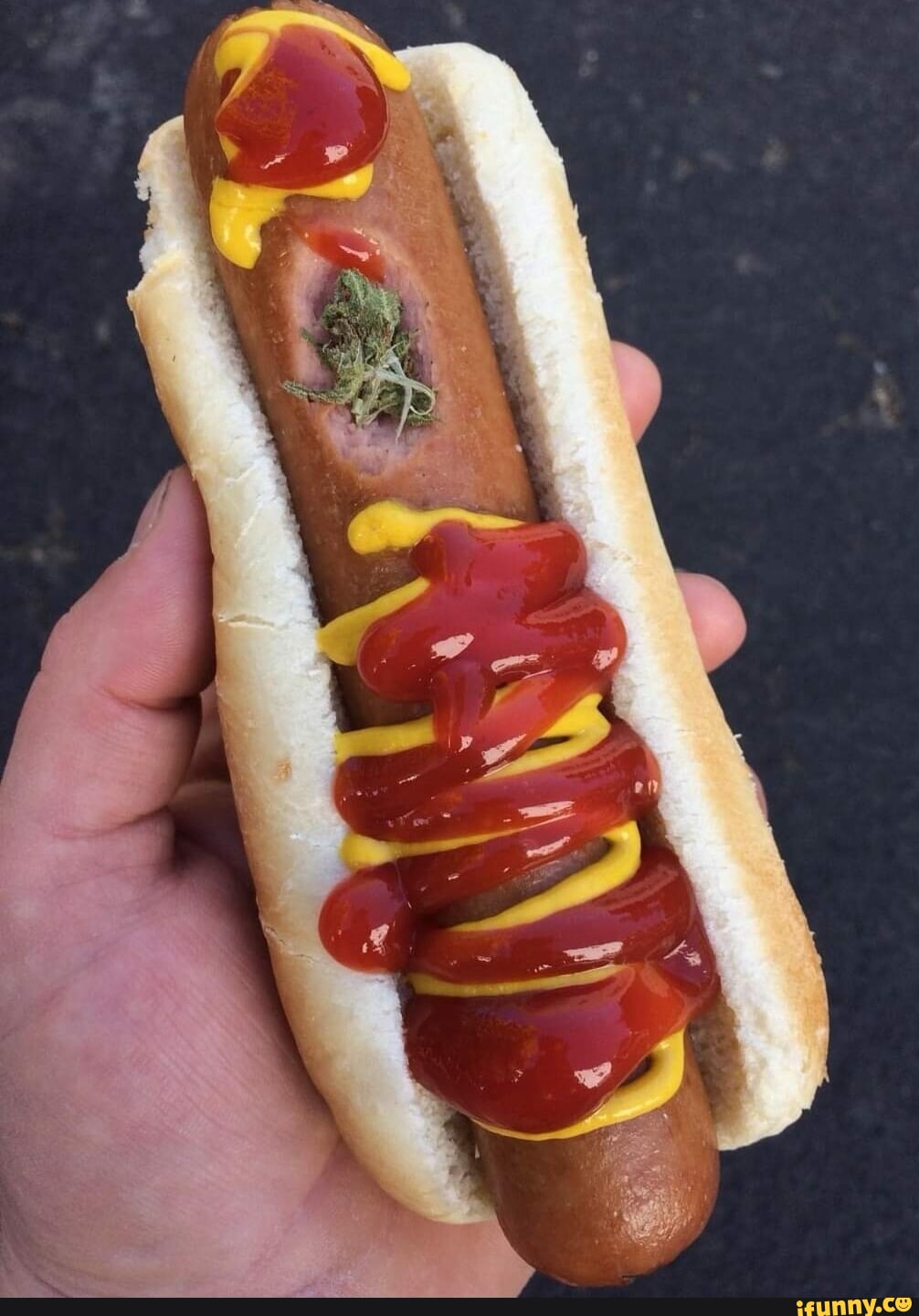 Car Go Fast 2 car so fast you'll fard and shid pant - iFunny