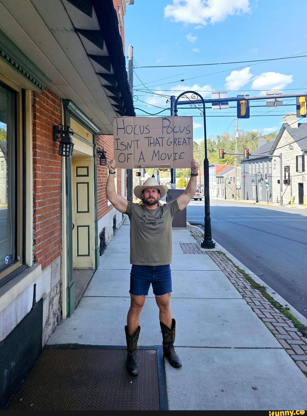 Me and exclusively me lewding SCP-682 - iFunny