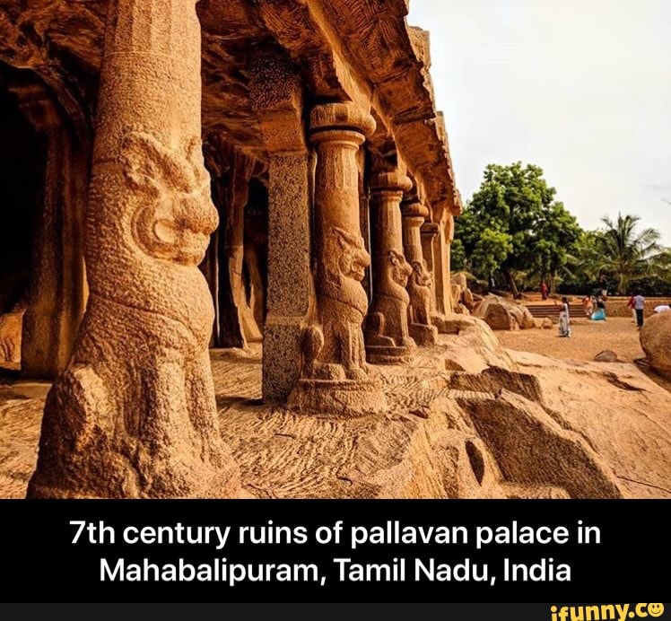 7th century ruins of pallavan palace in Mahabalipuram, Tamil Nadu ...