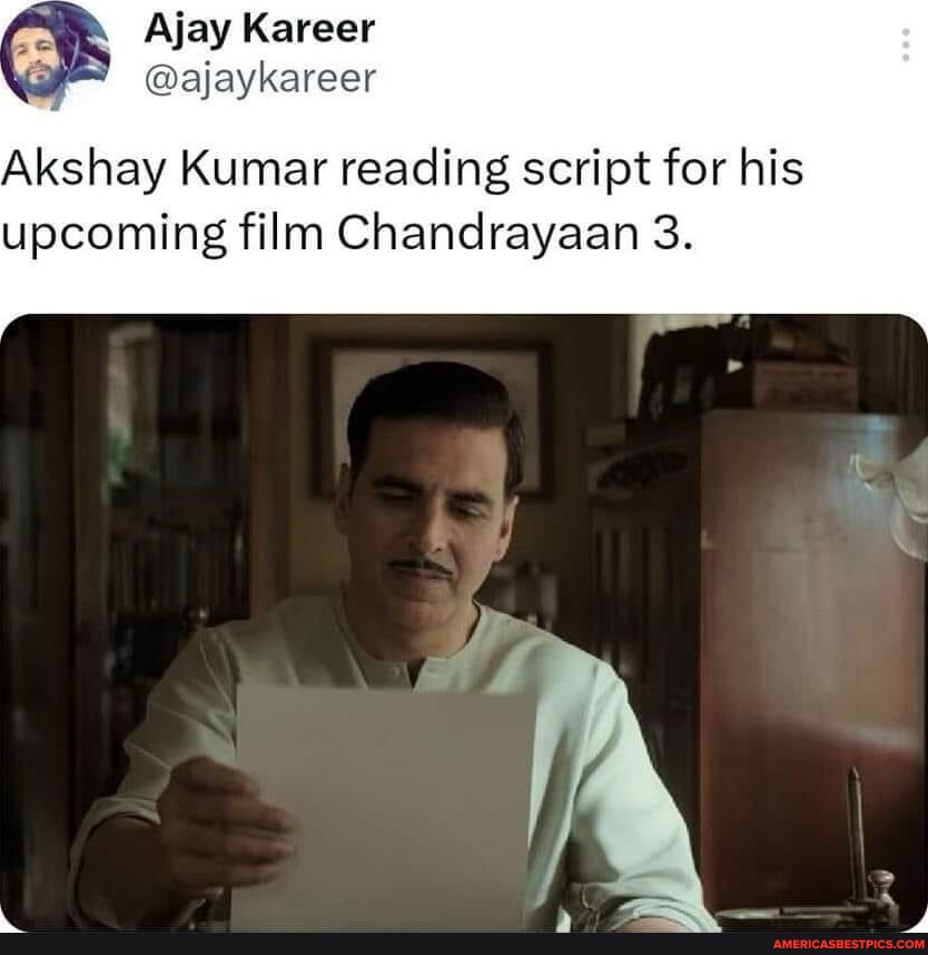 Kareer Akshay Kumar reading script for his upcoming film Chandrayaan 3 ...