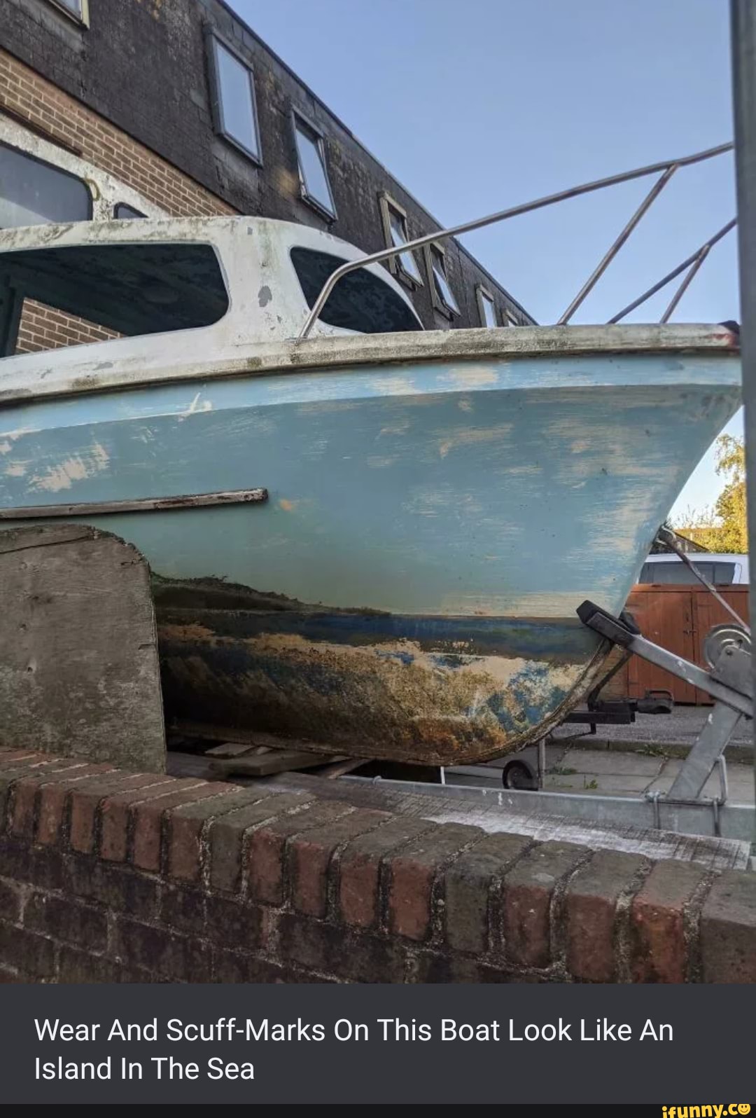 Phone clearing dump. - Wear And Scuff-Marks On This Boat Look Like An ...