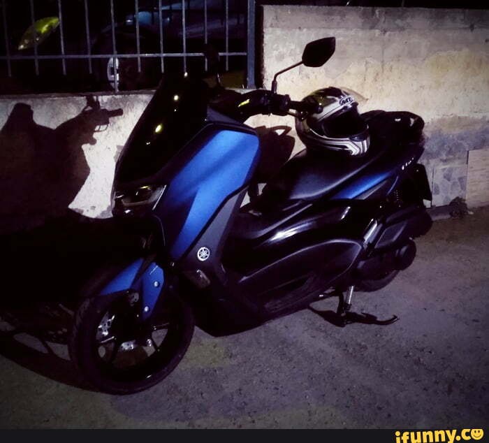 Motorcycle_helmet memes. Best Collection of funny Motorcycle_helmet ...