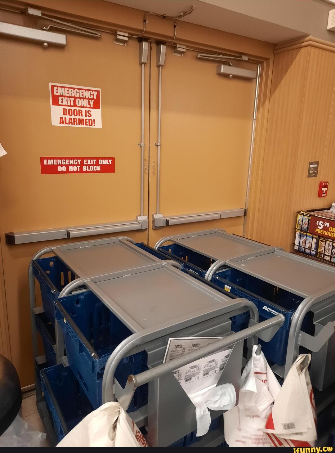 DOORIS ALARMED! EMERGENCY EXIT ONLY DO NOT BLOCK af - iFunny