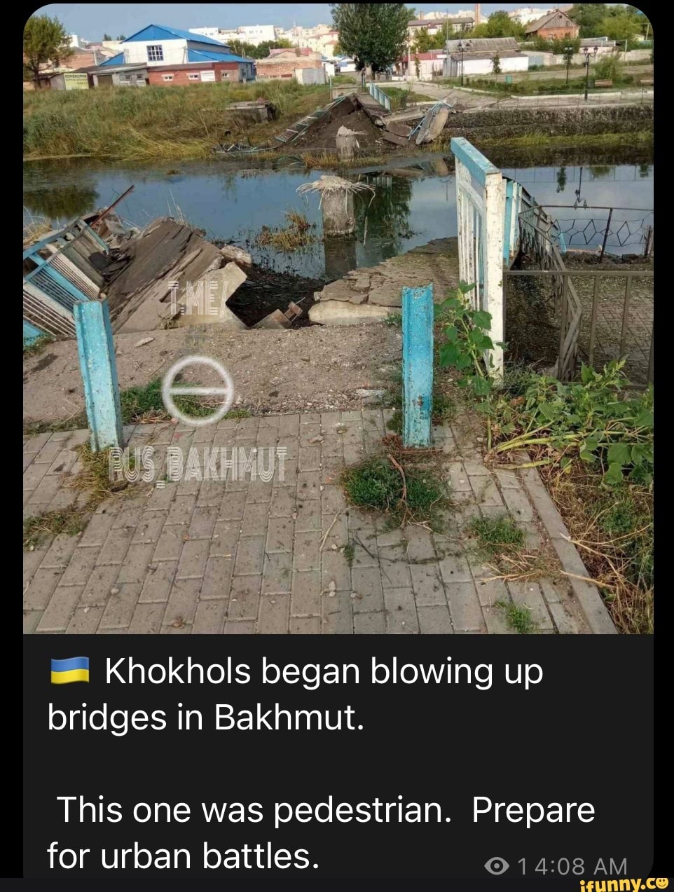 Khokhols began blowing up bridges in Bakhmut. This one was pedestrian ...