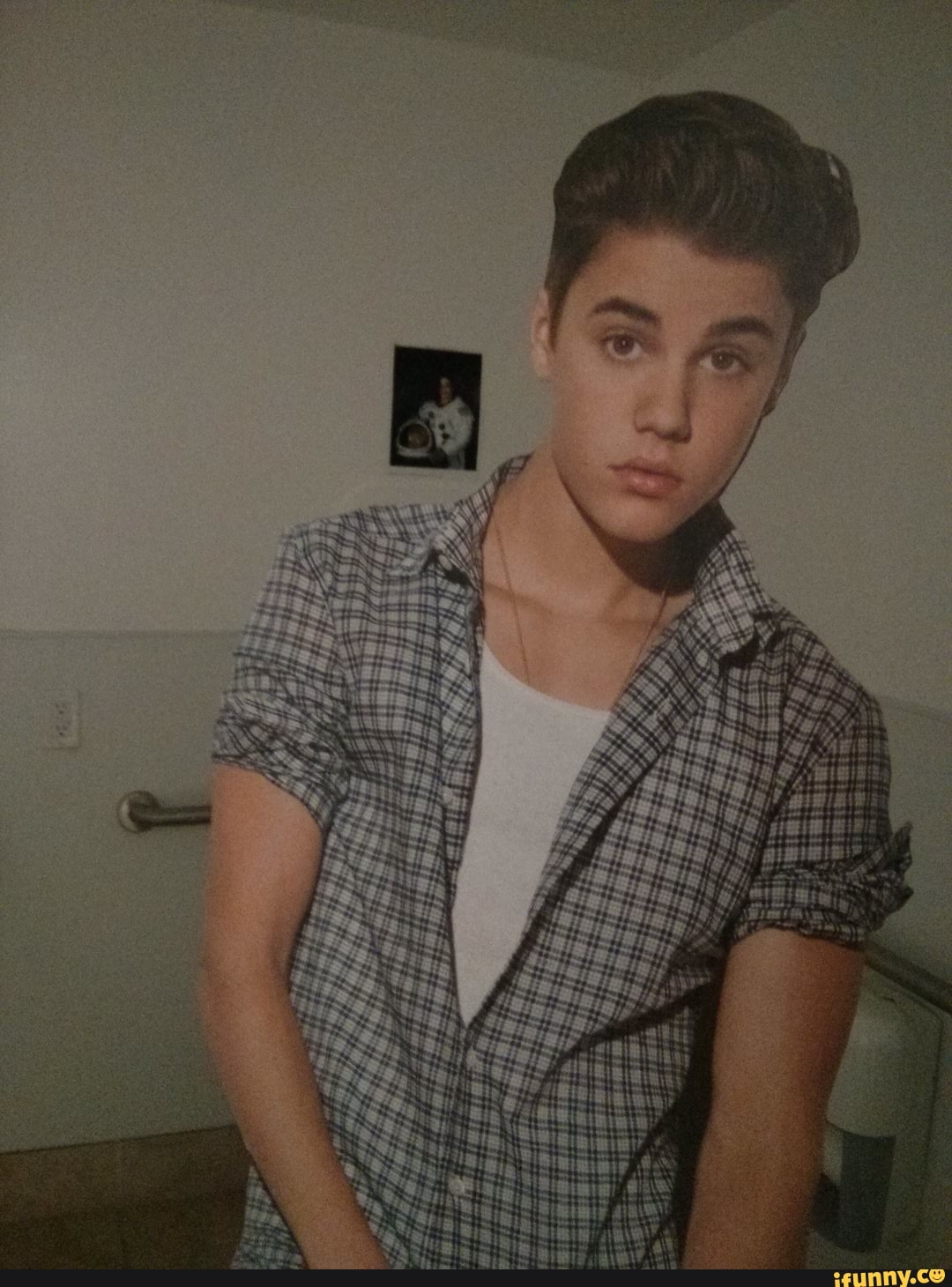 MOTHER OF GOD Biebs Is Showing Up Everywhere And Scaring The Living Daylights Out Of mother-of-god-biebs-is-showing-up-everywhere-and-scaring-the-living-daylights-out-of