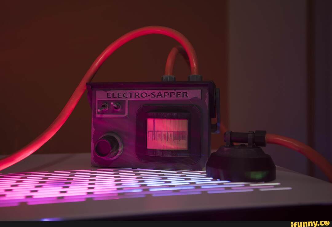 3D printed TF2 Electro-Sapper. - iFunny