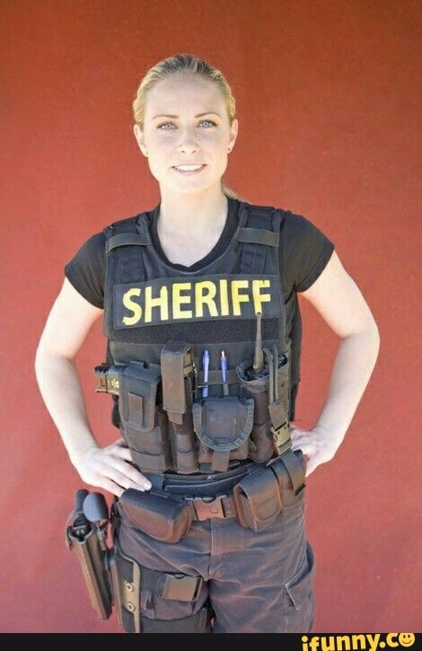 Femalecops memes. Best Collection of funny Femalecops pictures on iFunny
