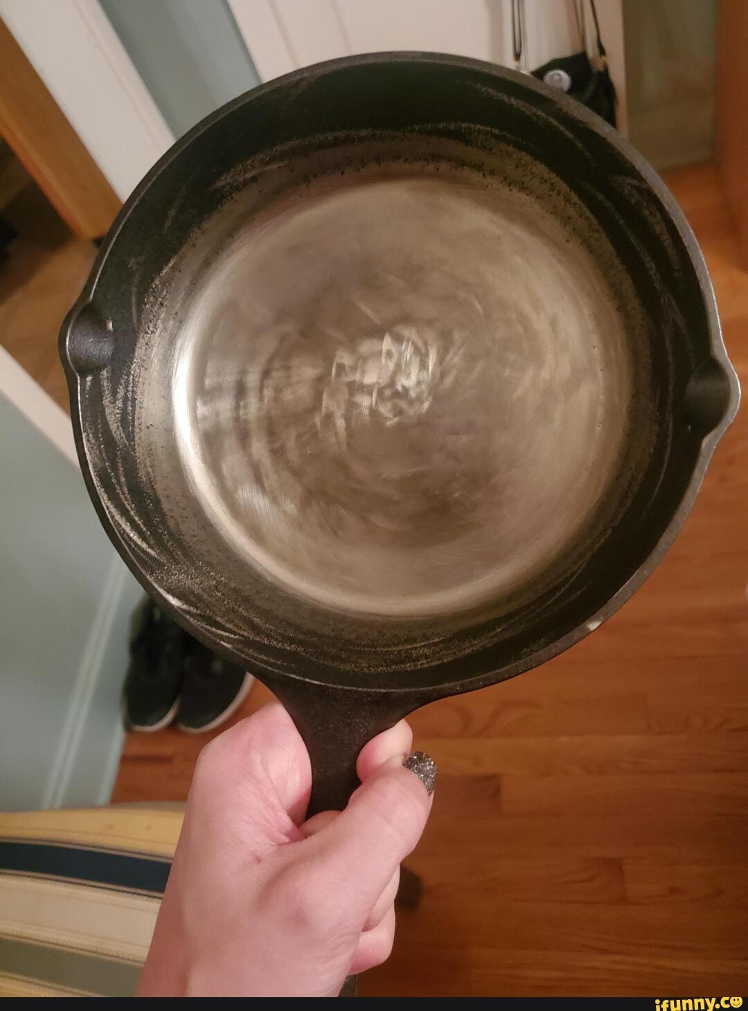 Cast_iron memes. Best Collection of funny Cast_iron pictures on iFunny