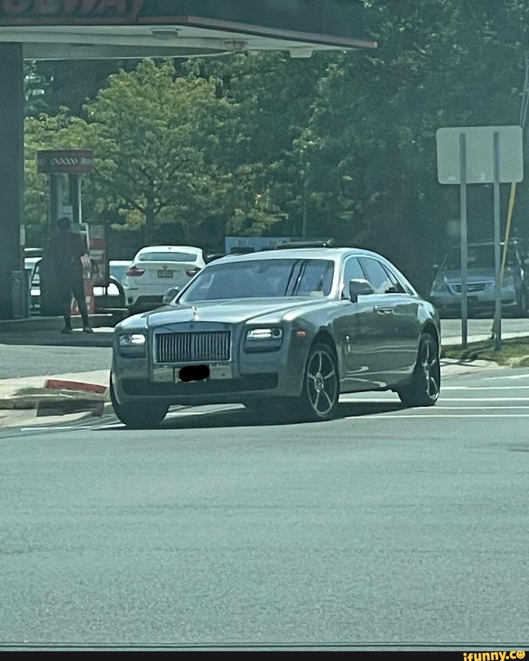 Luxurycar memes. Best Collection of funny Luxurycar pictures on iFunny