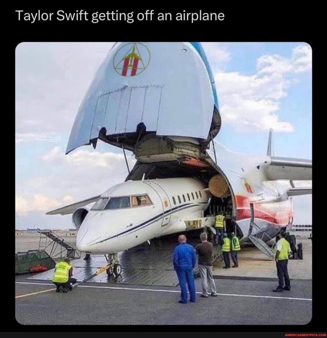 Taylor Swift getting off an airplane - America’s best pics and videos