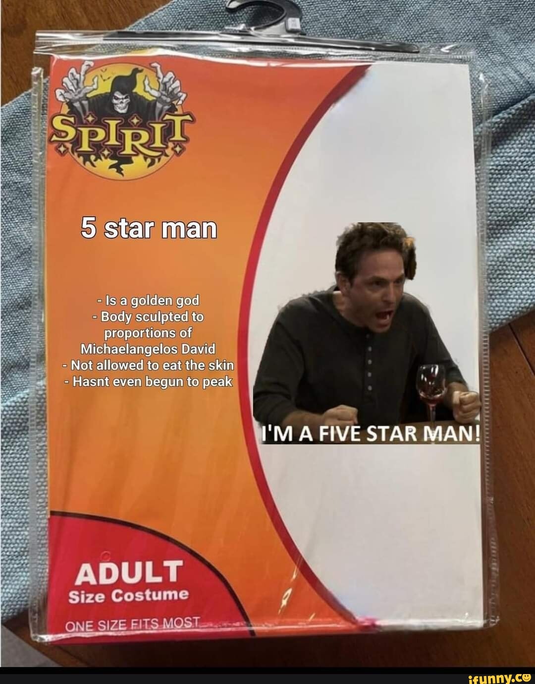 5 star man Is golden god = Body sculpted to) proportions of ...