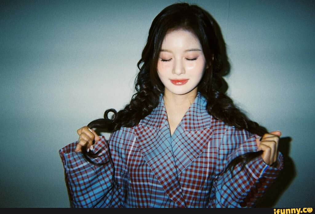 Sullyoon memes. Best Collection of funny Sullyoon pictures on iFunny