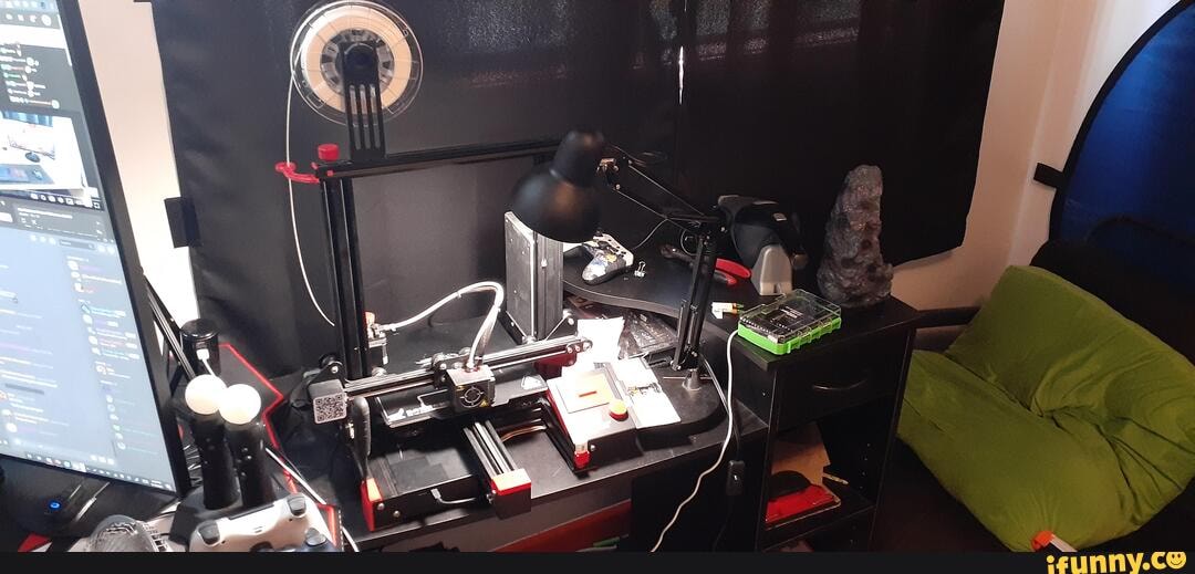 Dual_monitors memes. Best Collection of funny Dual_monitors pictures on ...