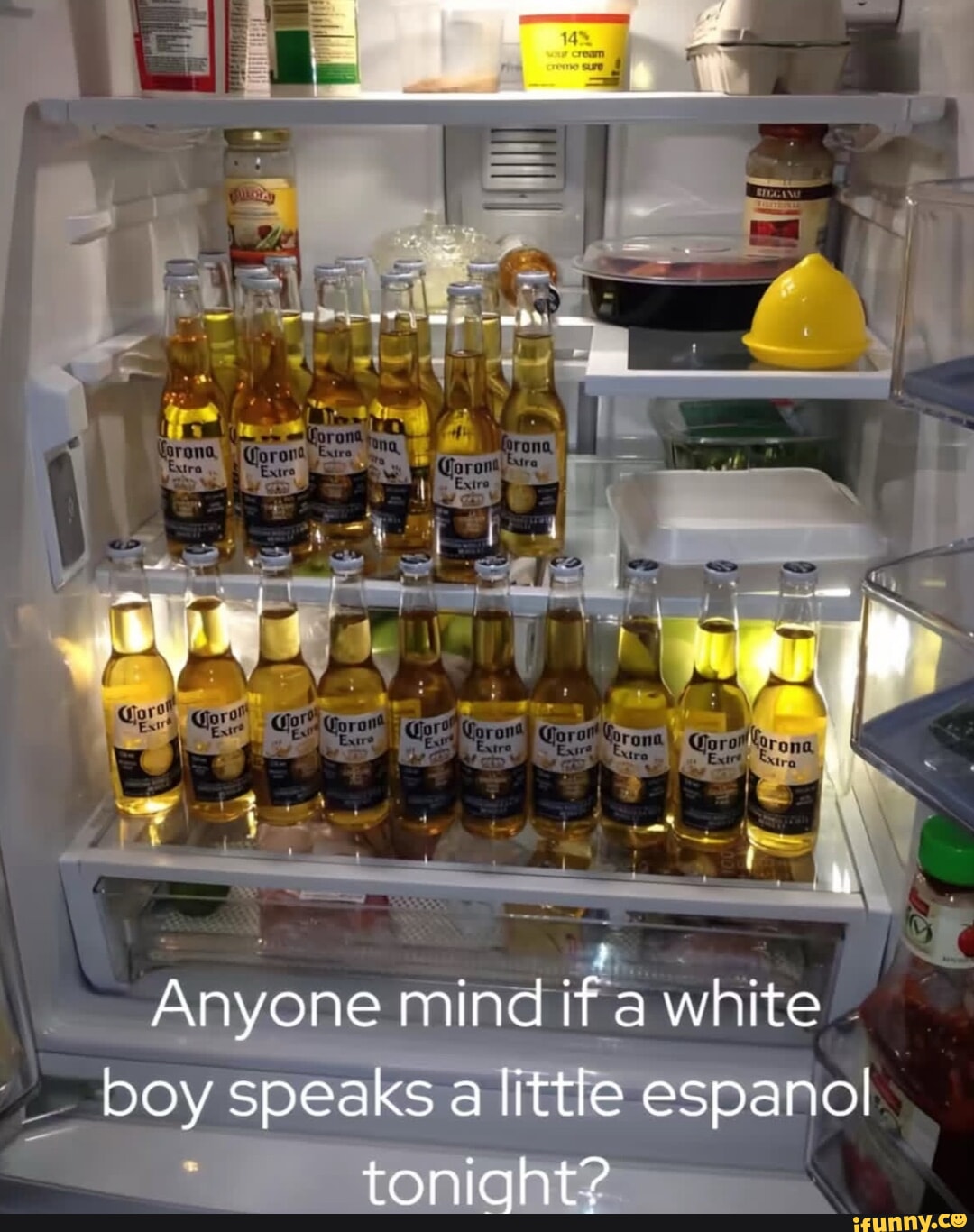 Hi Anyone mind if a white boy speaks a little espanol tonight? - iFunny