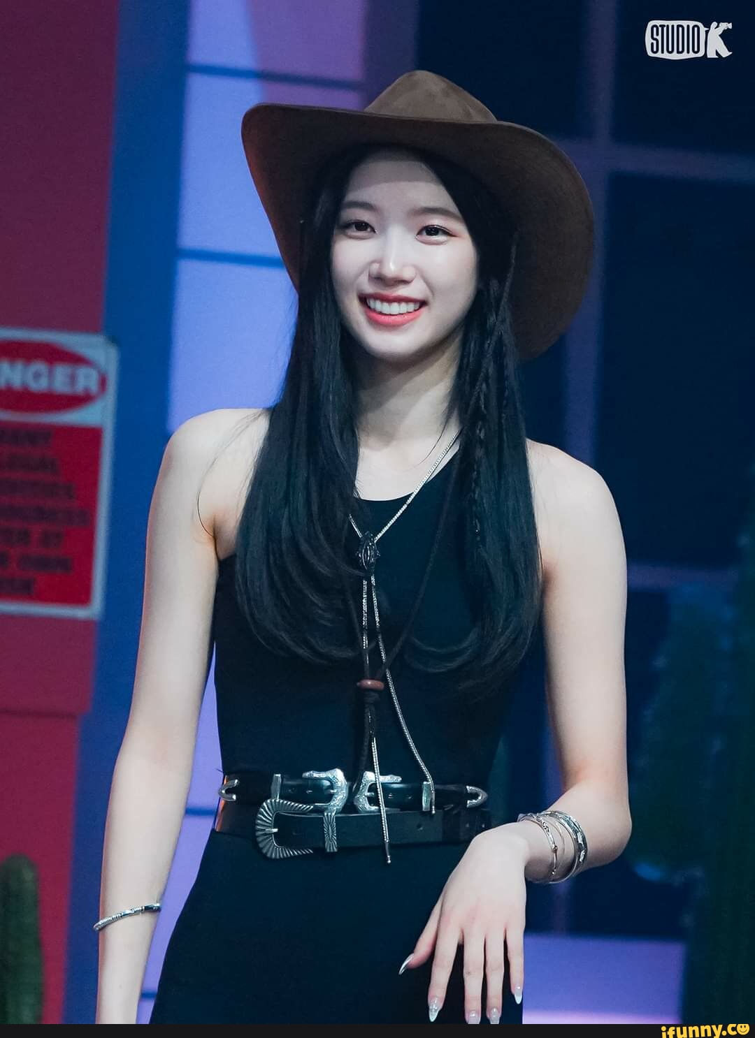 Lesserafim memes. Best Collection of funny Lesserafim pictures on iFunny