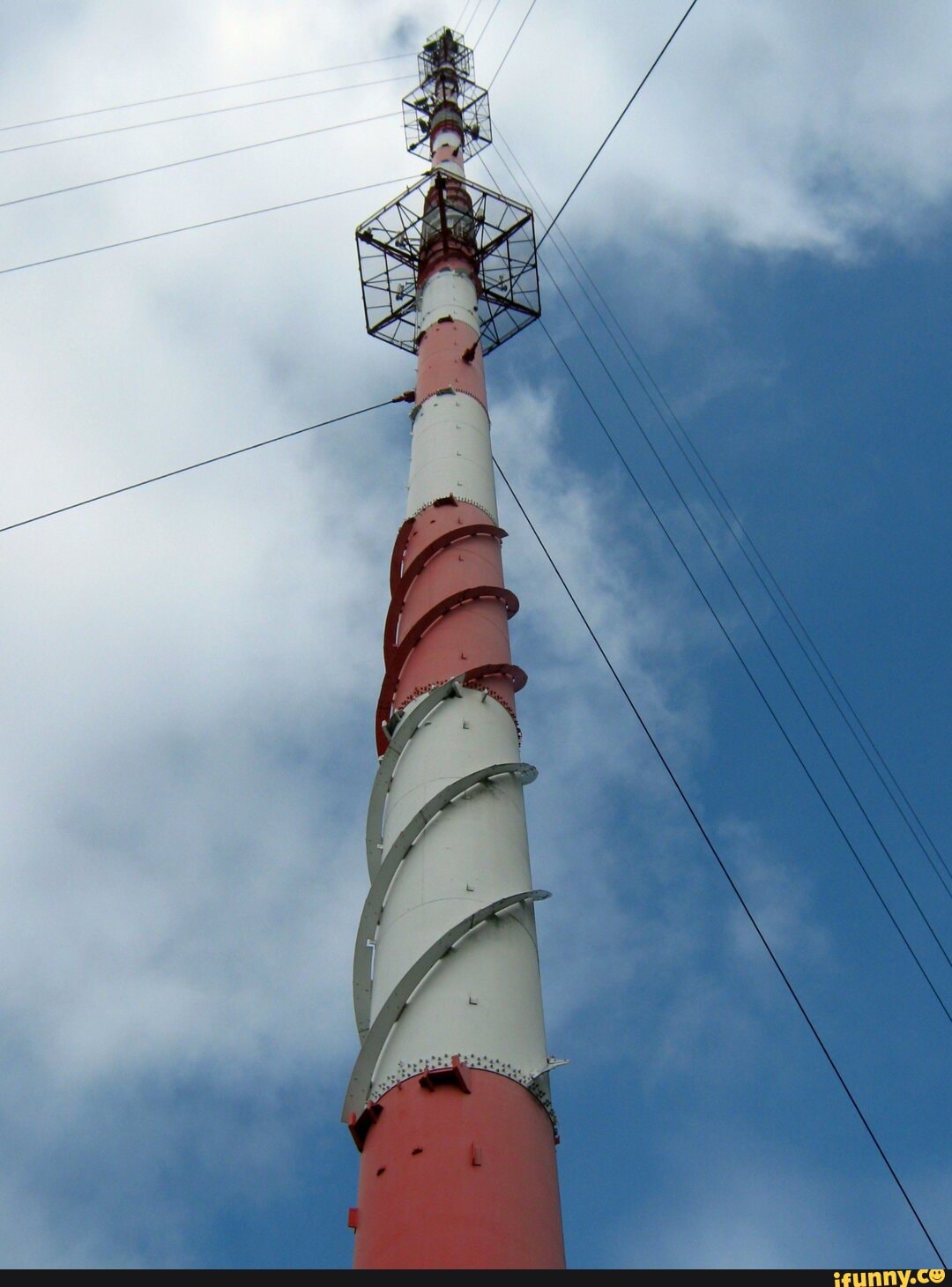 #working #tower #latticeclimbing #towerclimbing #sendemast - iFunny