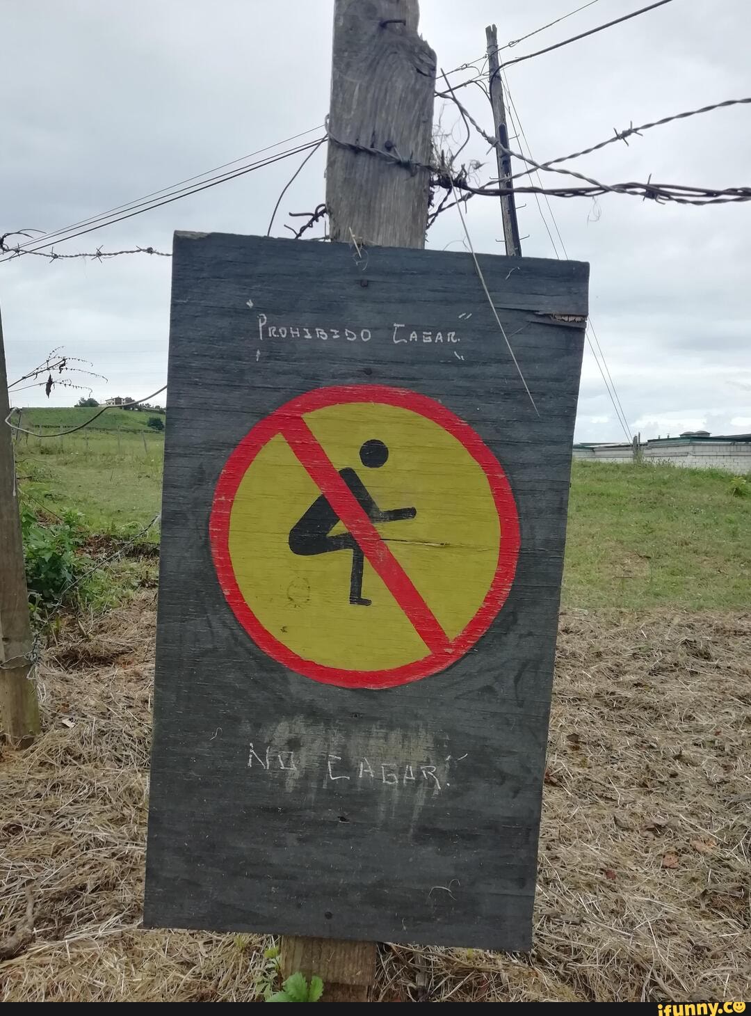 Do not poop sign for humans - iFunny