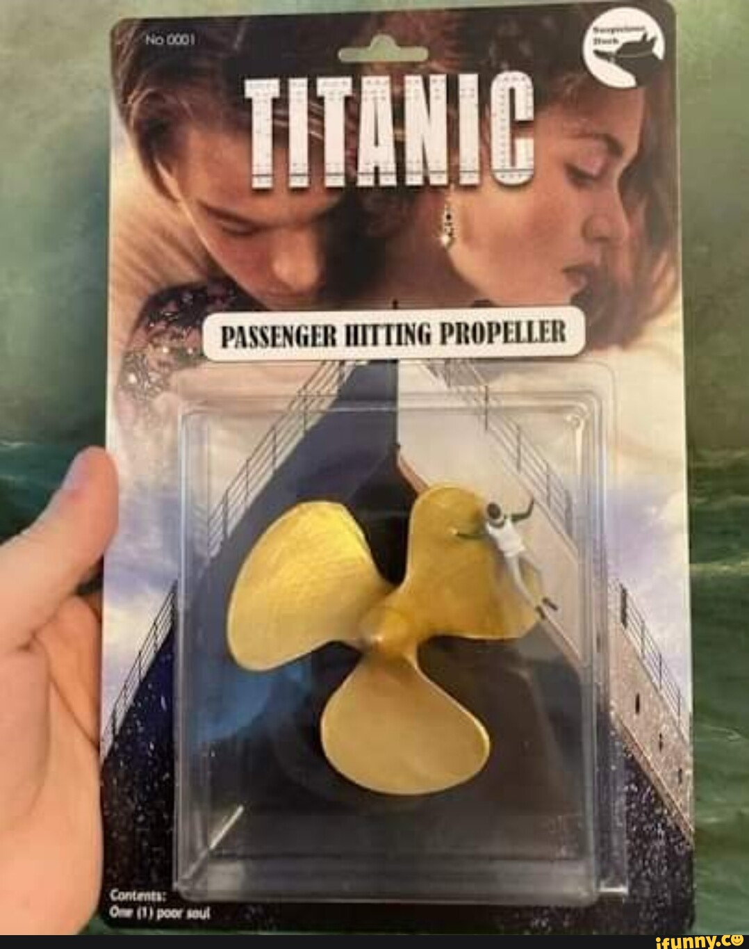 PROPELLER PASSENGER HITTING - iFunny