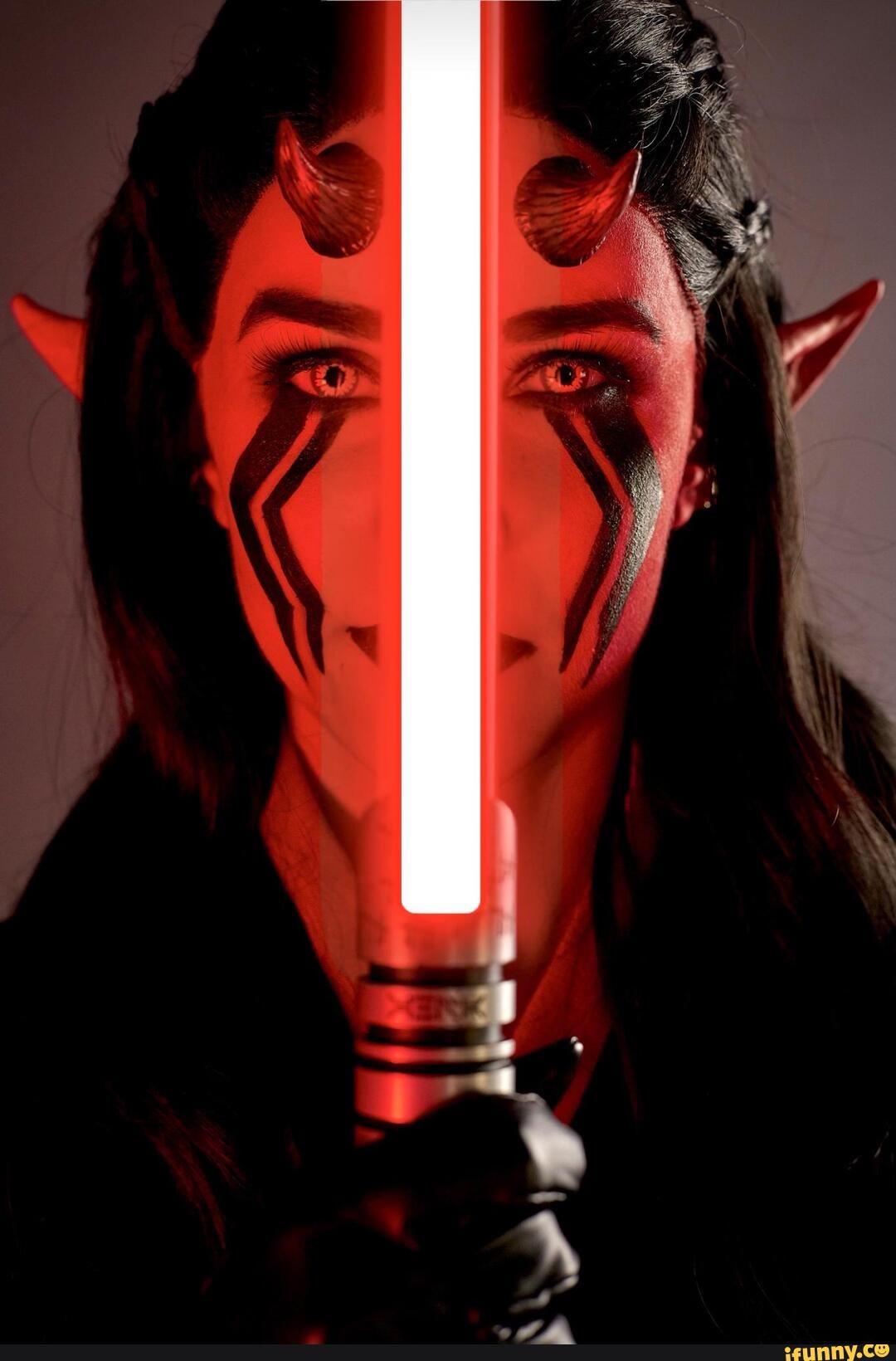 {Photos by NOMcreative, Cosplay by LadyVixusCosplay} I have no self ...