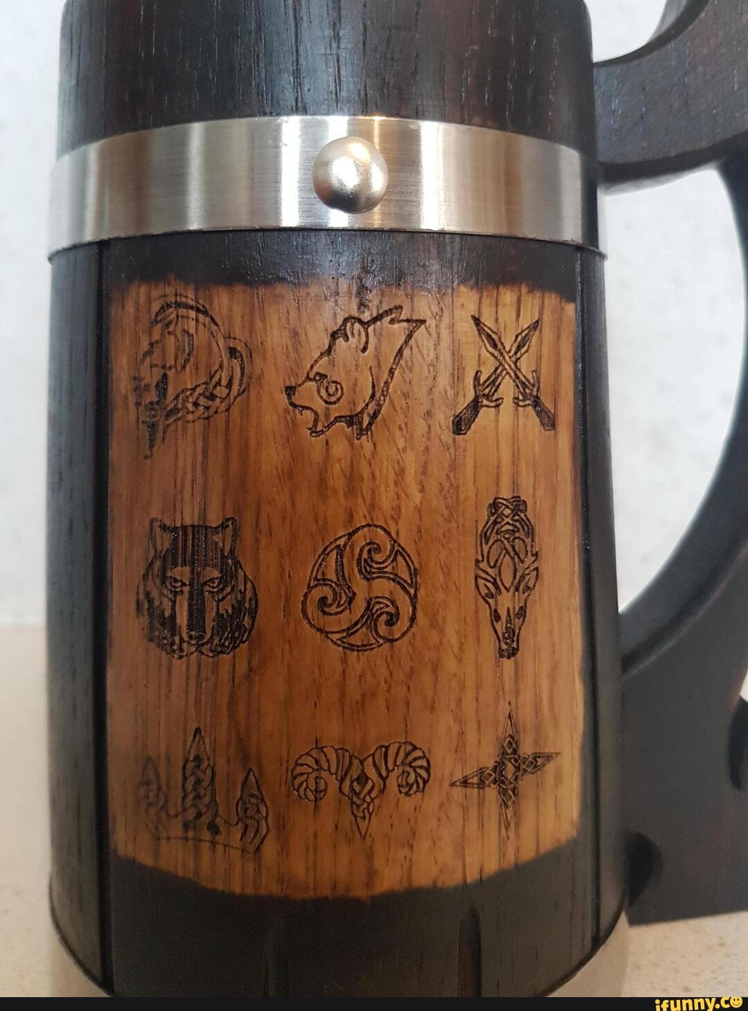 The 9 Holds crests - iFunny