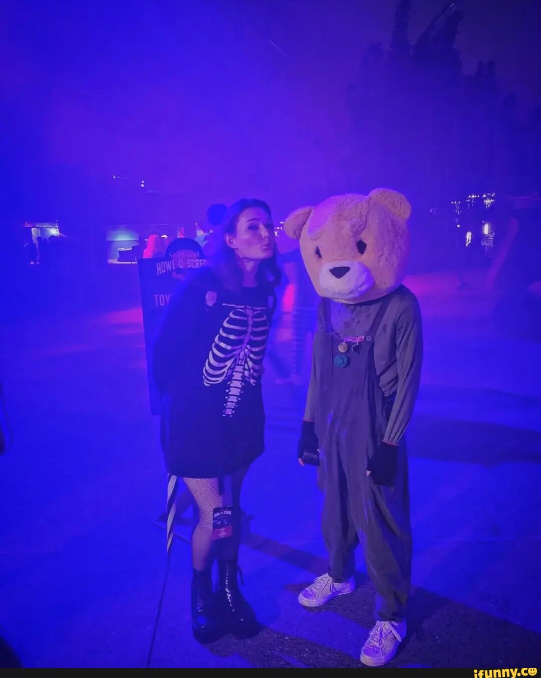 Seaworld memes. Best Collection of funny Seaworld pictures on iFunny