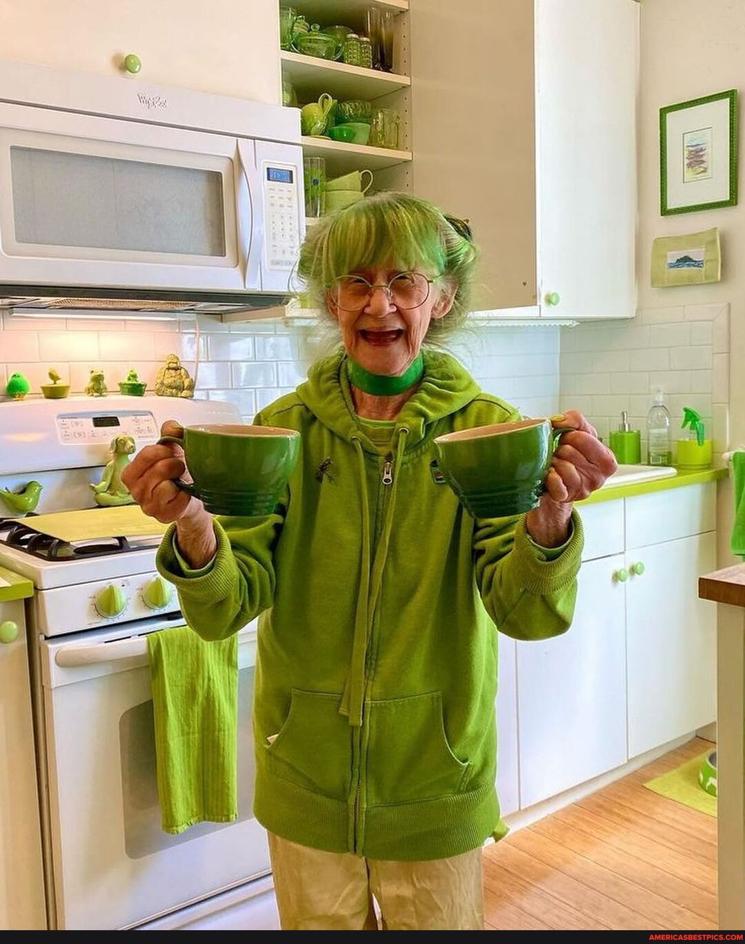 Elizabeth Sweetheart, 74, is Brooklyn’s Green Lady of Carroll Gardens ...