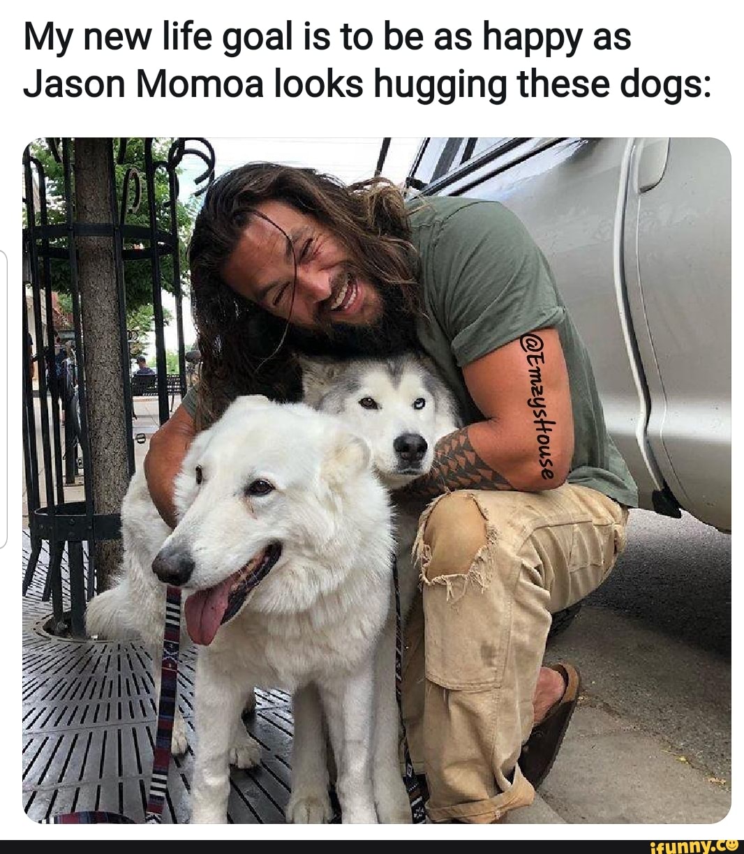 My new life goal is to be as happy as Jason Momoa looks hugging these ...