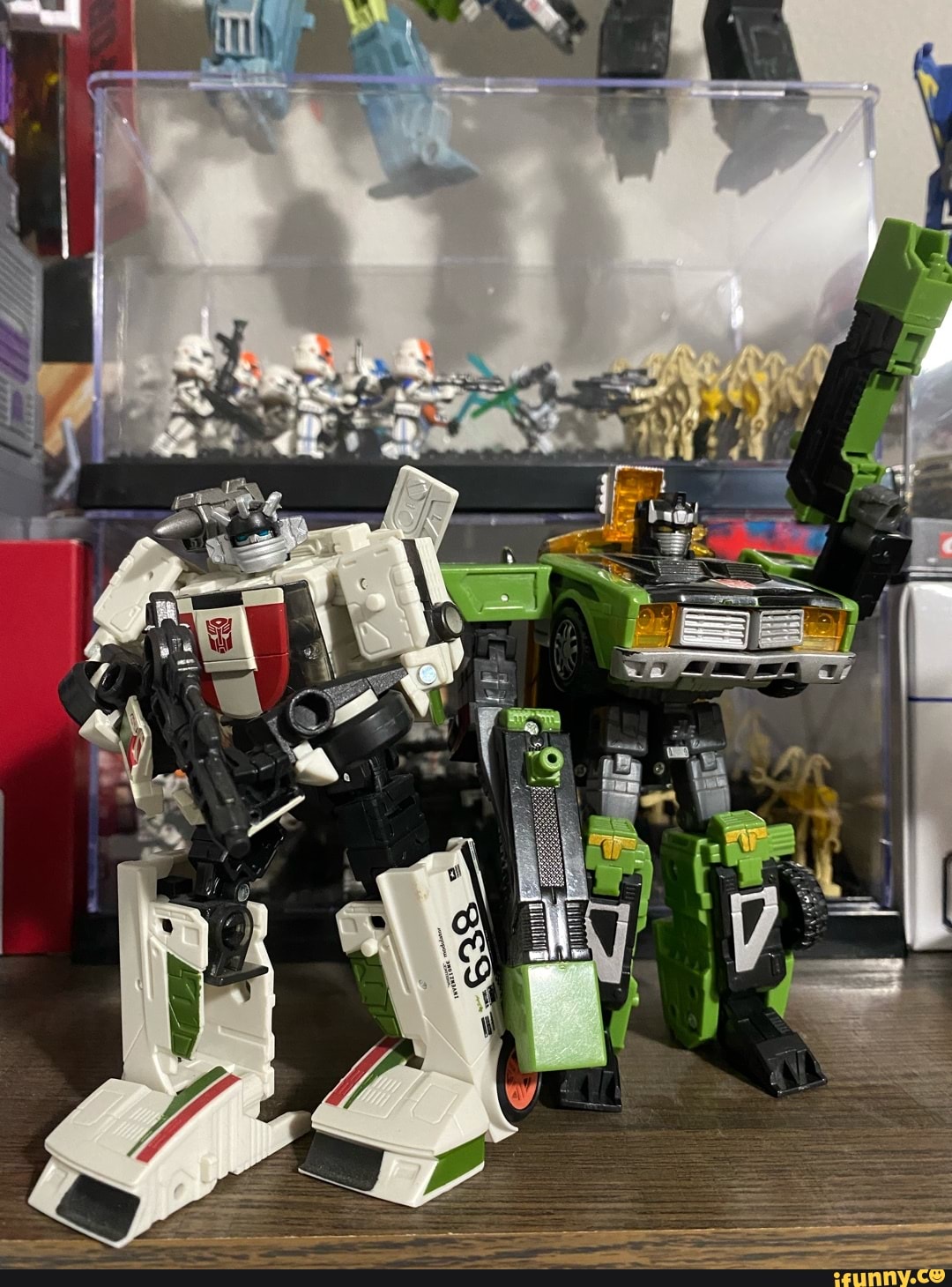 Downshift memes. Best Collection of funny Downshift pictures on iFunny