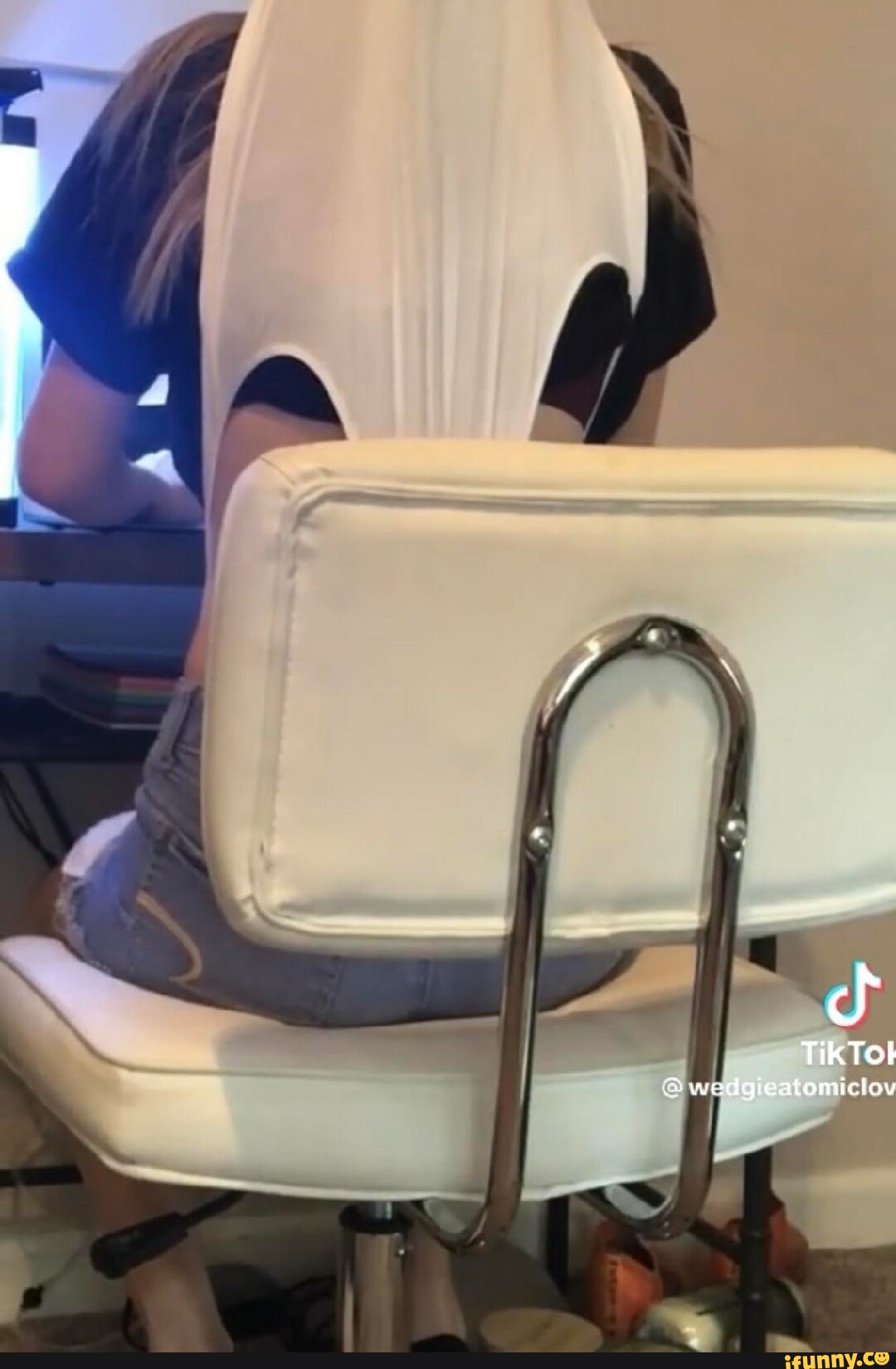 Picture memes ipjBdYOgA by wedgiefan95: 1 comment - iFunny