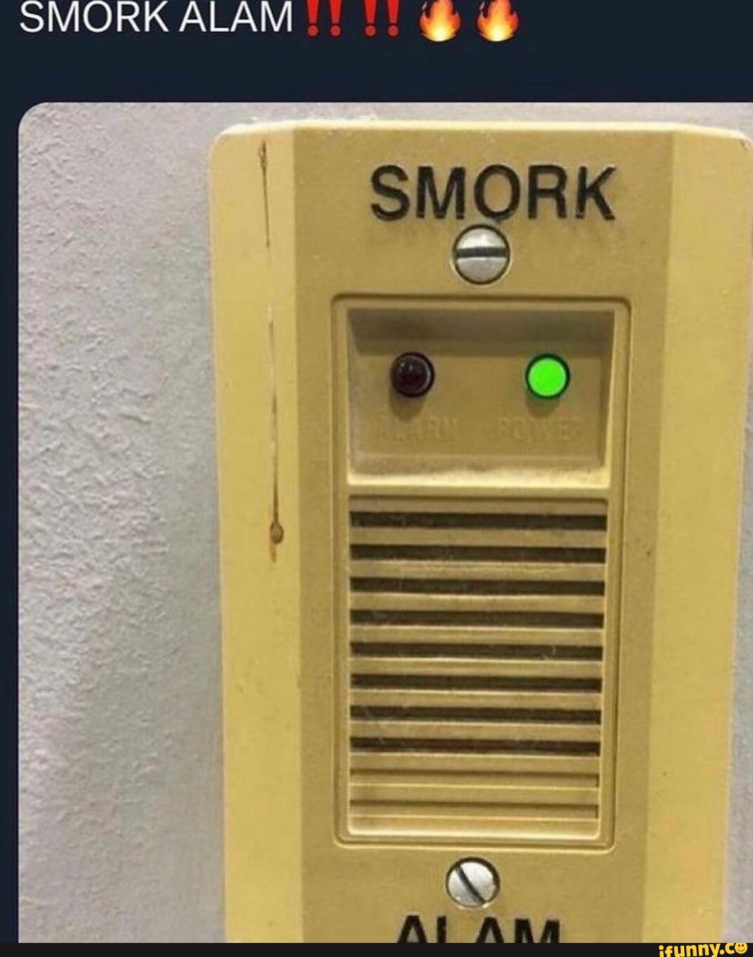 SMORK AI ARA - iFunny