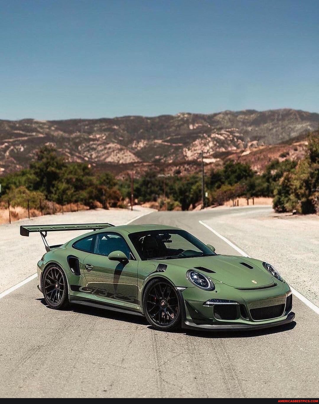 Can’t go wrong with a dark green Porsche. Rate this car picture 1-100👇🏼 ...
