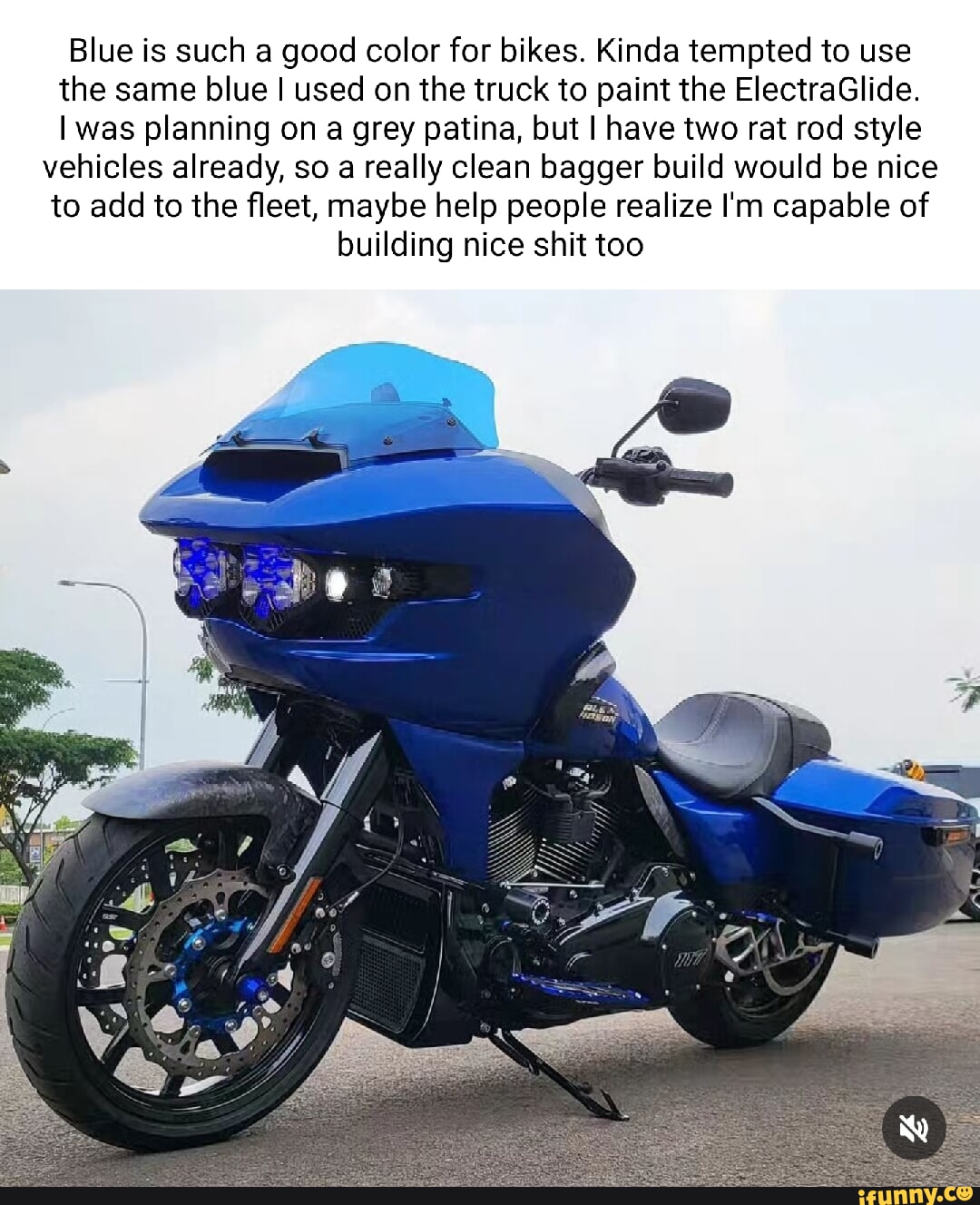 Blue is such a good color for bikes. Kinda tempted to use the same blue ...
