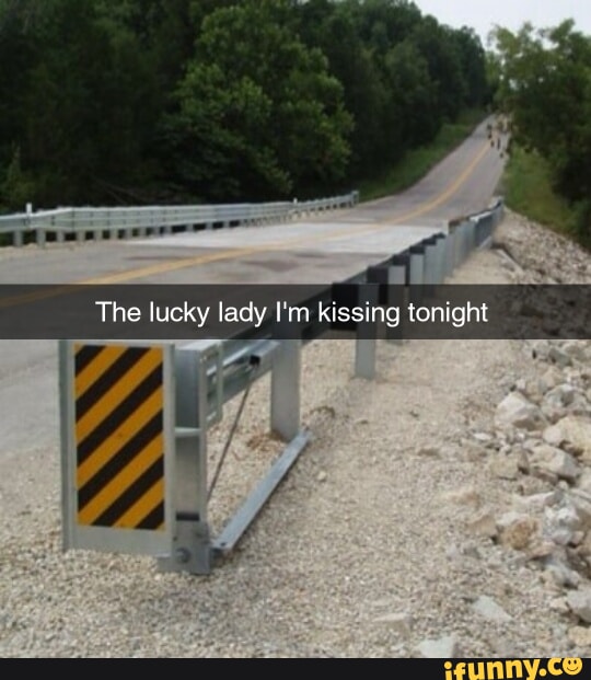 THIS DUMBASS NEEDS A MACHINE TO DRAW FOR HIM! - iFunny