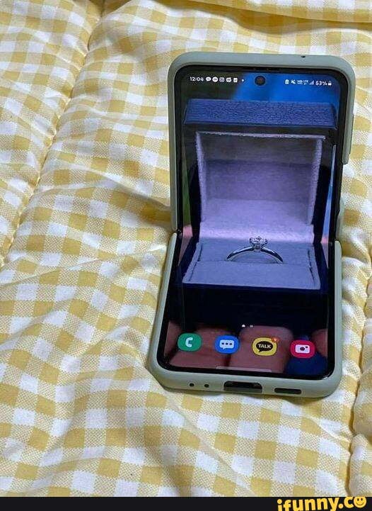 Samsung_galaxy_z_flip memes. Best Collection of funny Samsung_galaxy_z ...