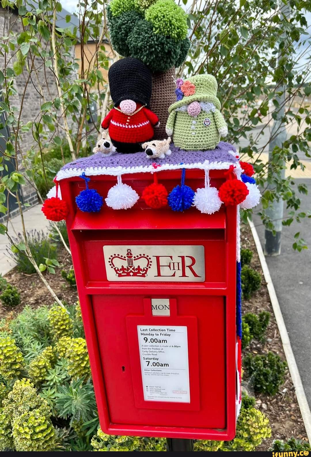 Postbox memes. Best Collection of funny Postbox pictures on iFunny