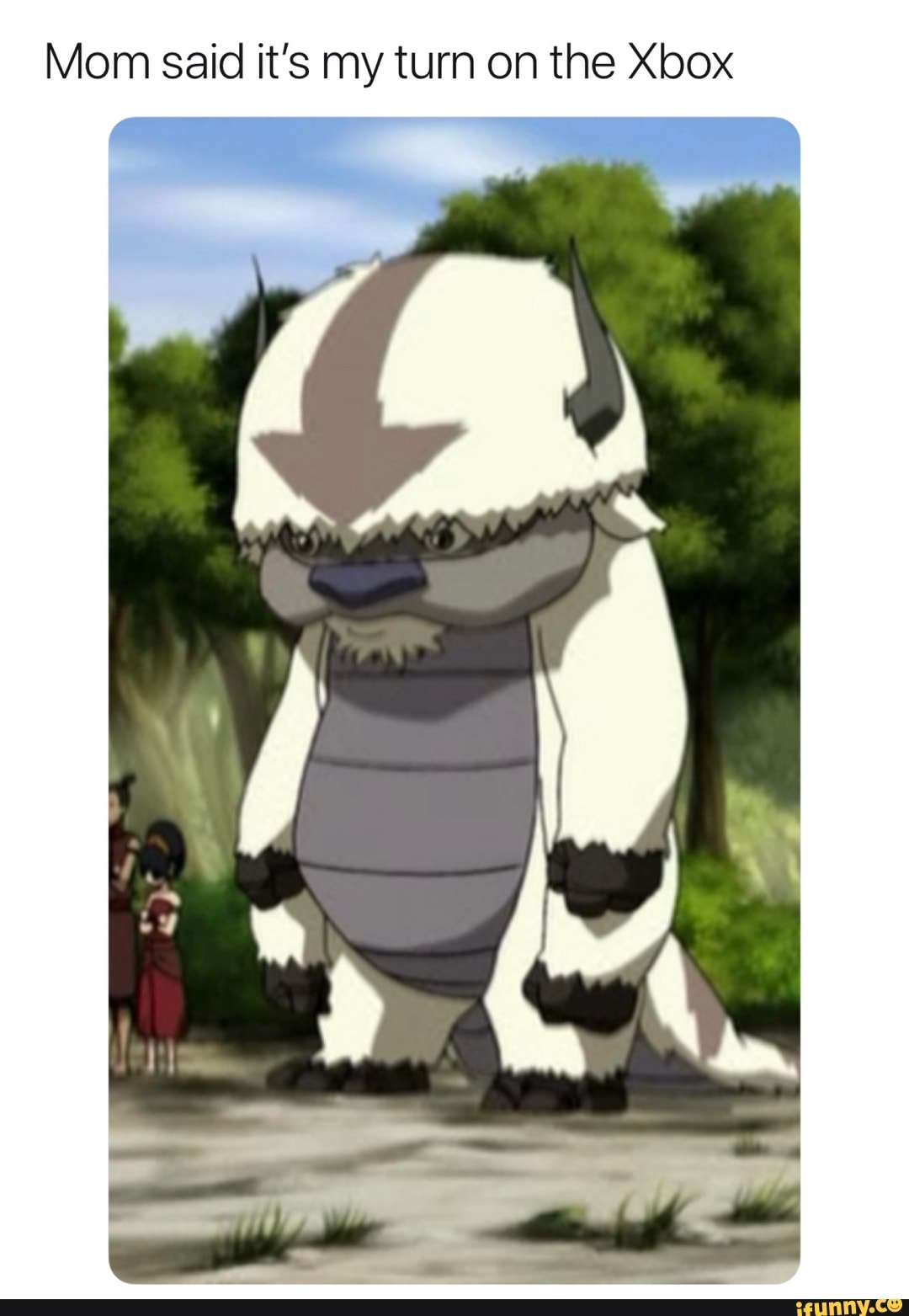 Mom said it's my turn on the Xbox - iFunny