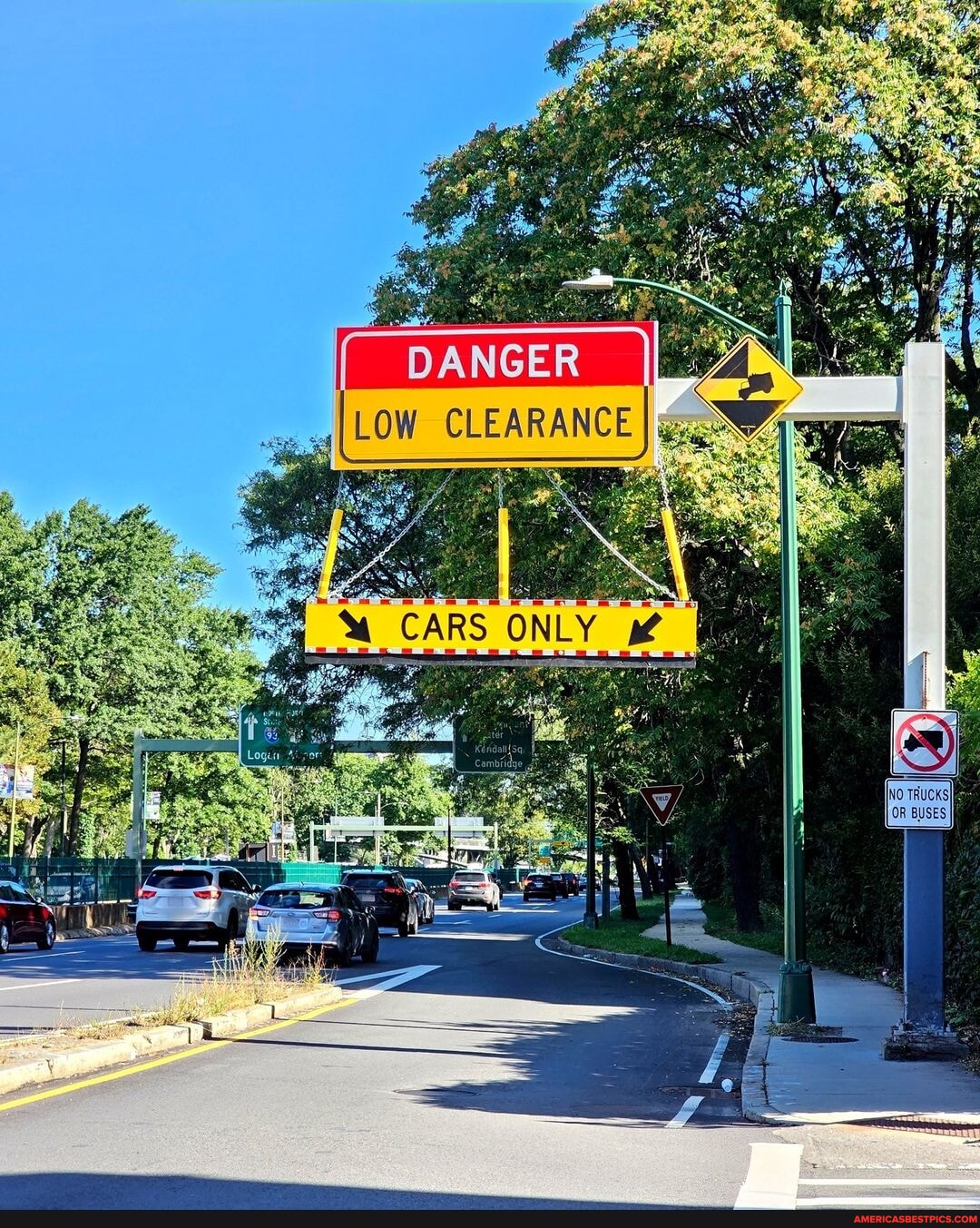 A new "CARS ONLY" sign has been added to the Beacon Hill Storrow Drive ...