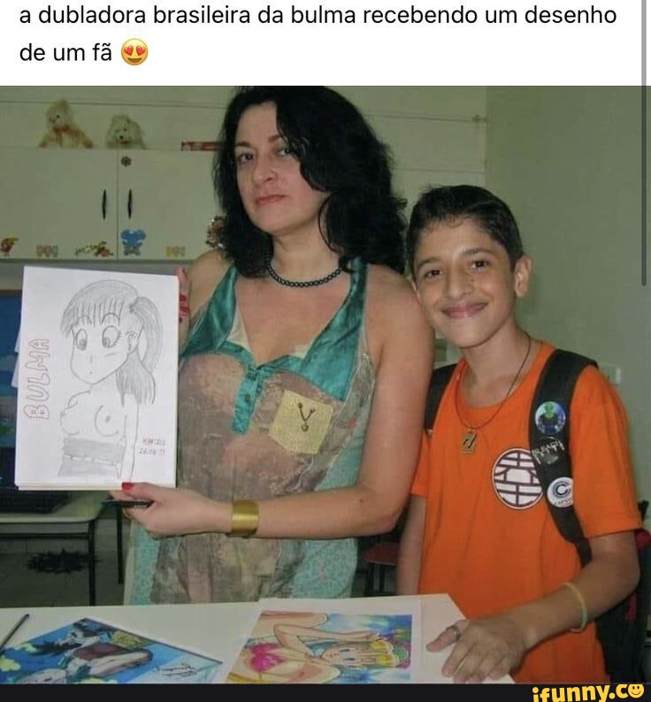 A dubladora brasileira da bulma recebendo um desenho de um fã - iFunny ...