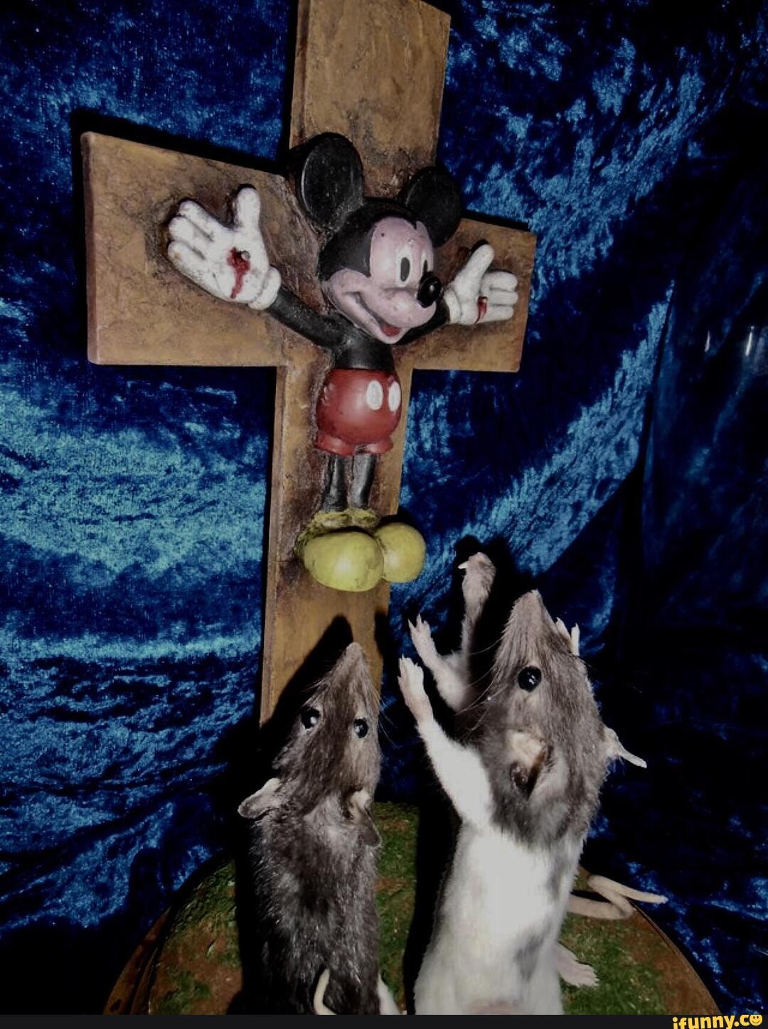 Cursed_god memes. Best Collection of funny Cursed_god pictures on iFunny