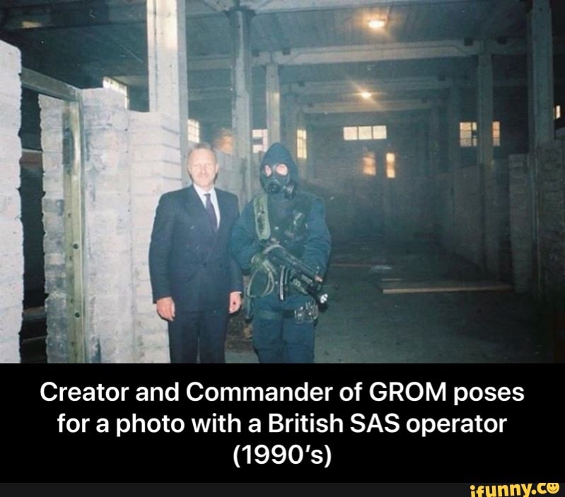 Creator and Commander of GROM poses for a photo with a British SAS ...
