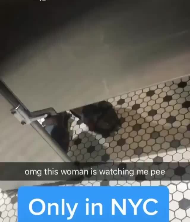 Omg This Woman Is Watching Me Pee