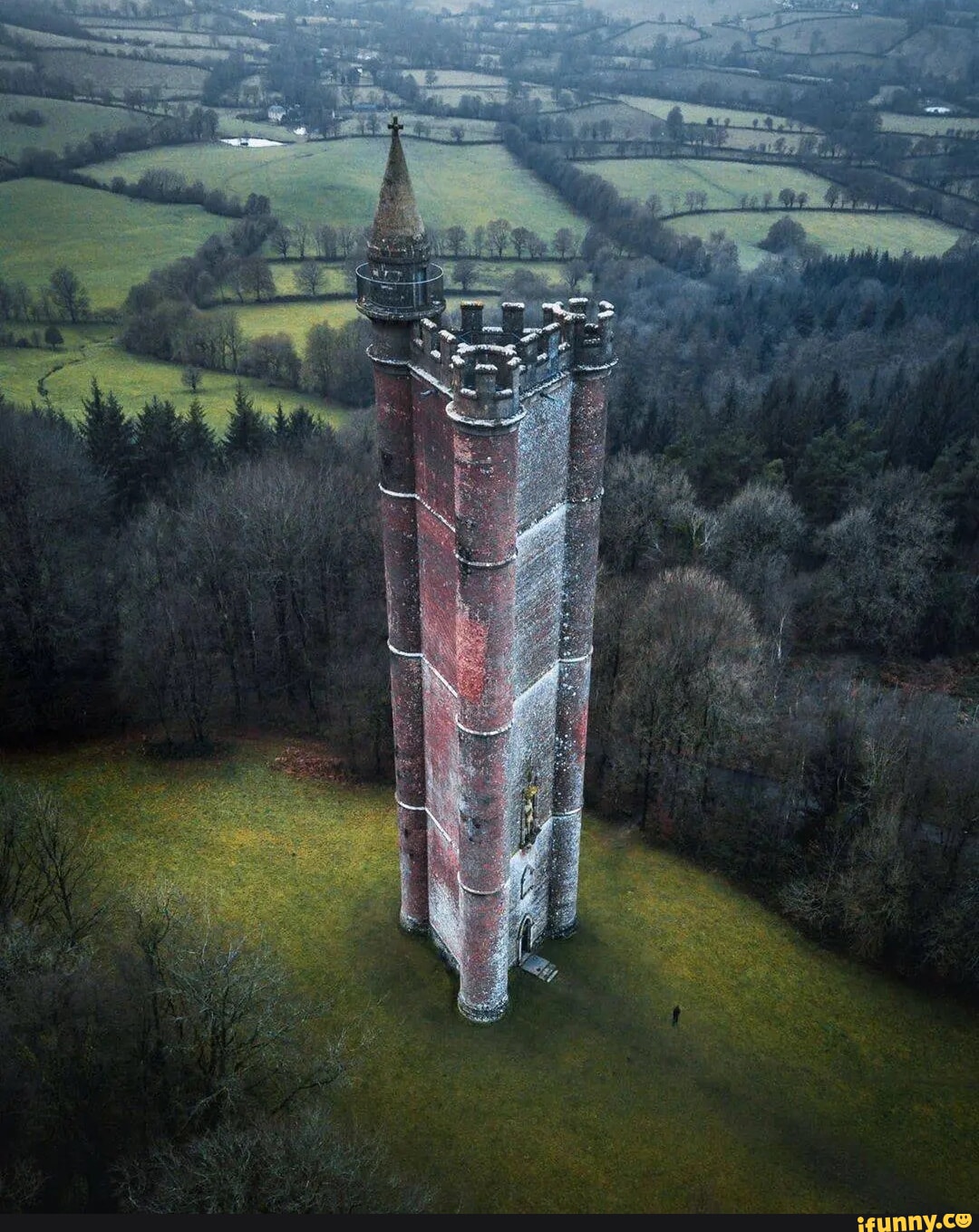 Castles memes. Best Collection of funny Castles pictures on iFunny