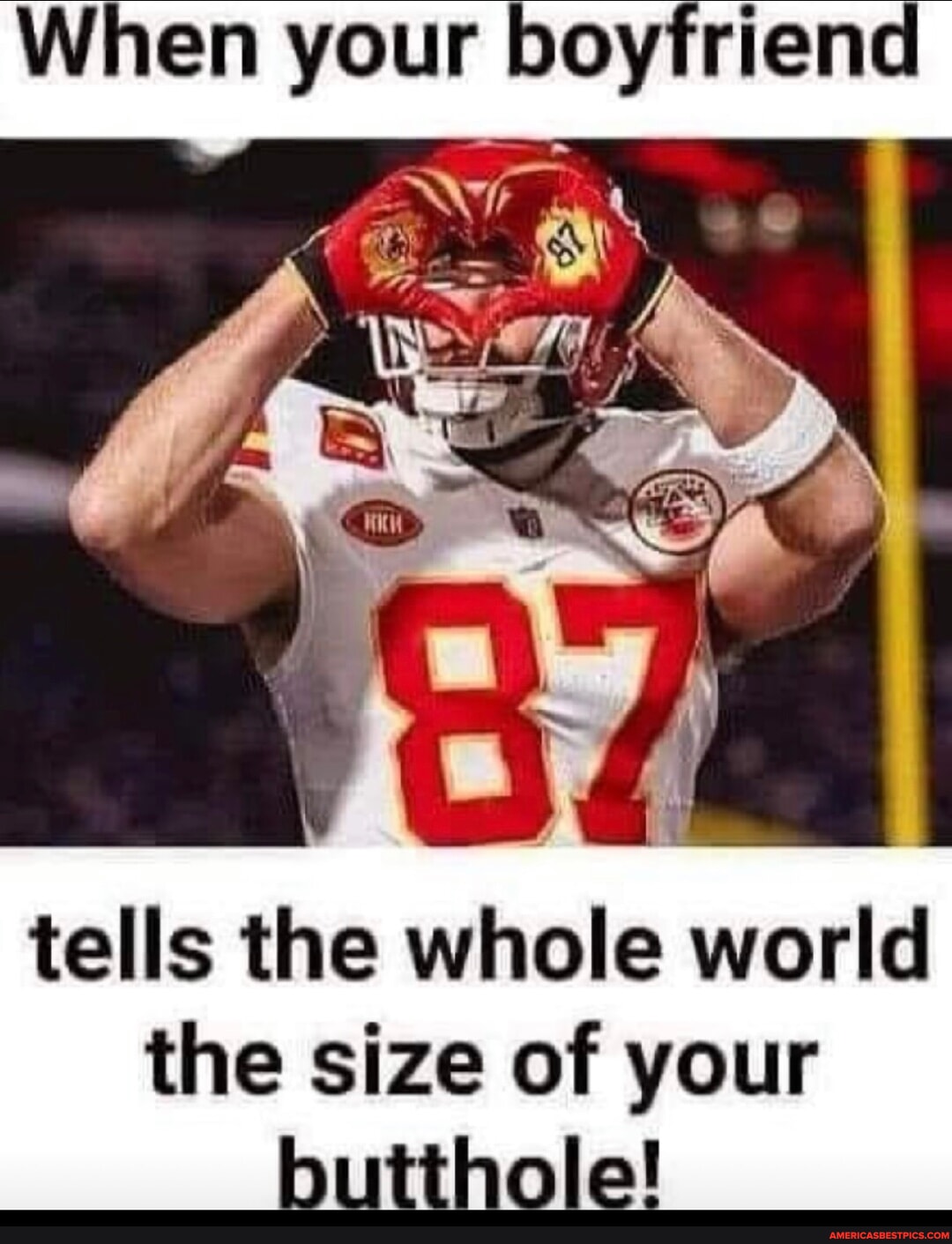 When your boyfriend eN tells the whole world the size of your nole ...